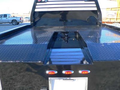 AL SK Deluxe Aluminum Skirted Body - CM Truck Beds