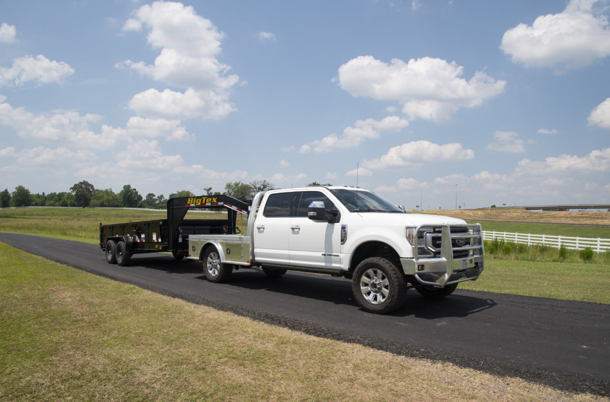 AL SK Deluxe Aluminum Skirted Body - CM Truck Beds